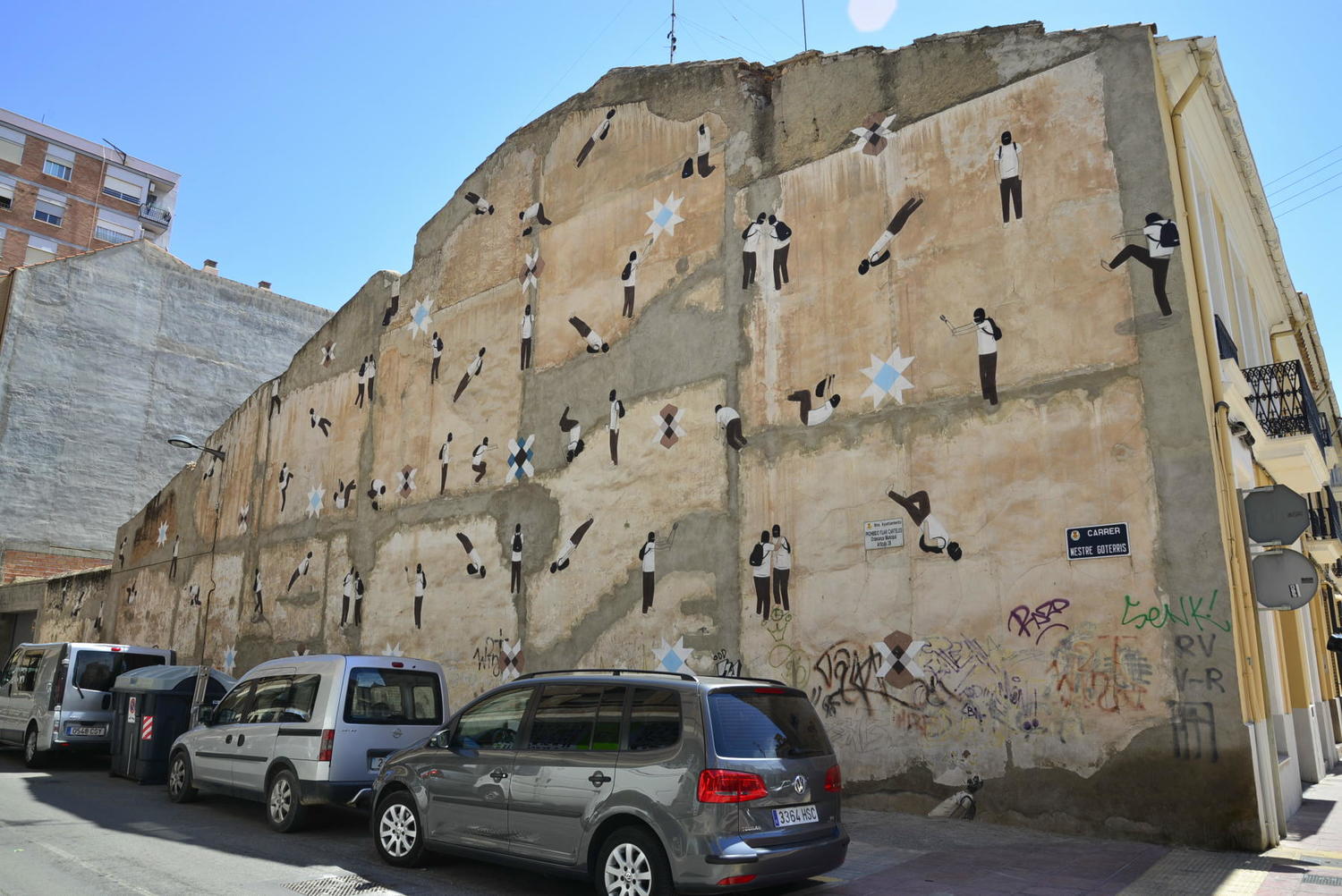 Los murales de Felipe Pantone y Quique ya decoran la ciudad dentro de ...